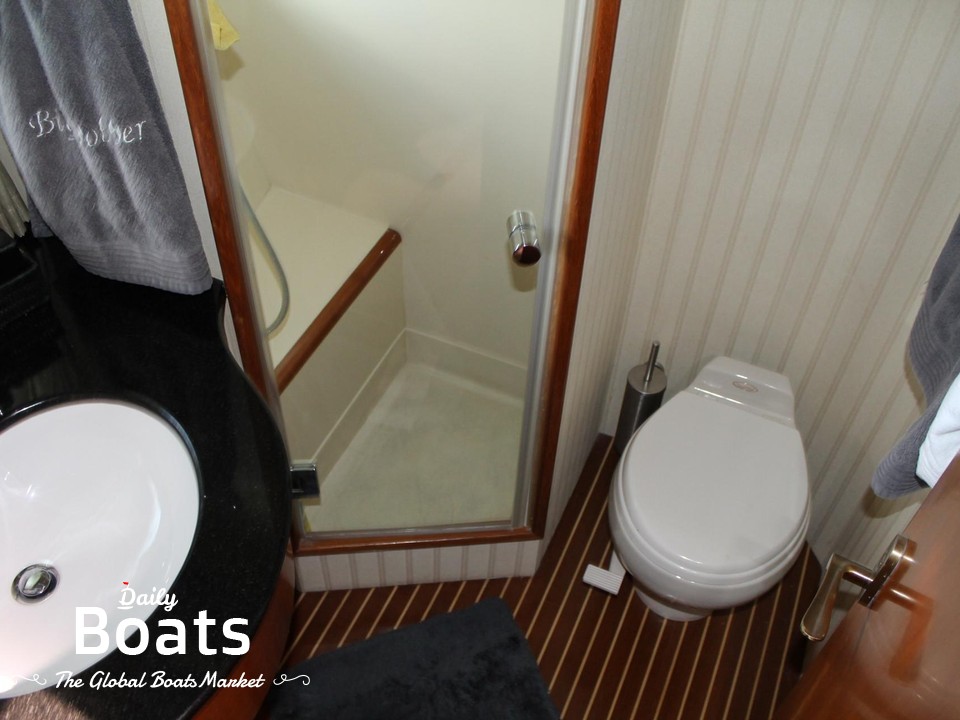 2004 Ocean Alexander 48 Altus for sale. View price, photos and Buy 2004 ...