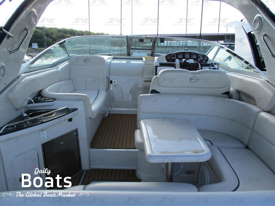 2009 Crownline 320 for sale. View price, photos and Buy 2009 Crownline ...