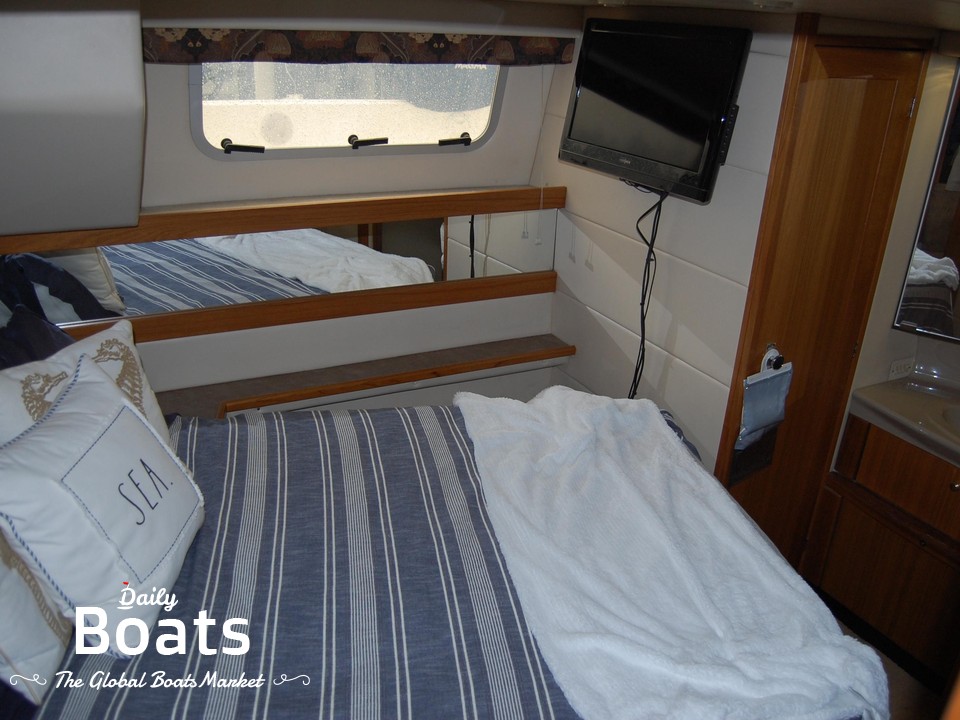 2001 Bayliner 4087 Aft Cabin Motoryacht for sale. View price, photos ...