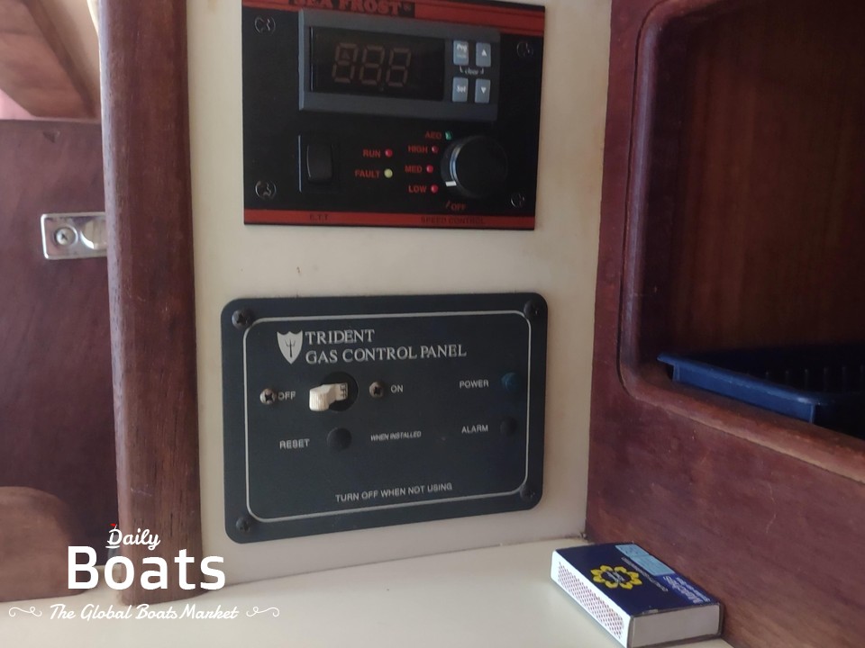 1987 Island Packet 31 for sale. View price, photos and Buy 1987 Island ...