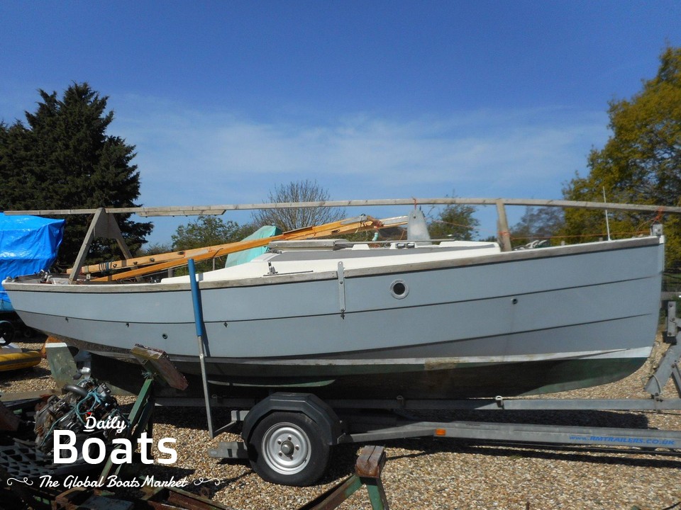 1985 Cornish Crabbers Shrimper 19 for sale. View price, photos and Buy ...