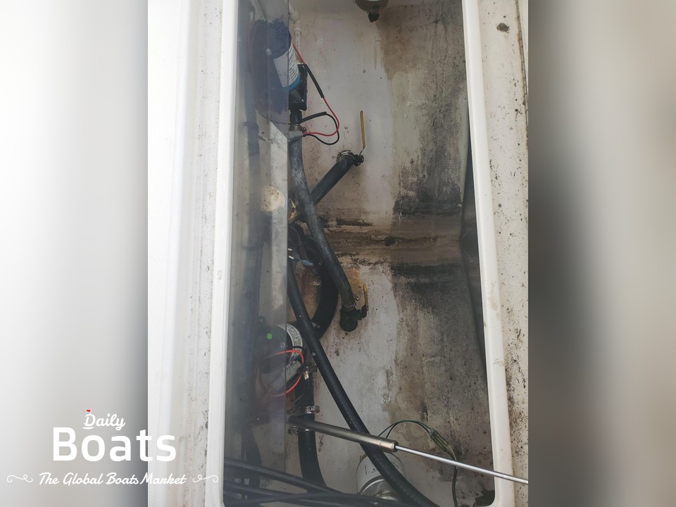 2004 Regulator 24Fs Center Console for sale. View price, photos and Buy ...