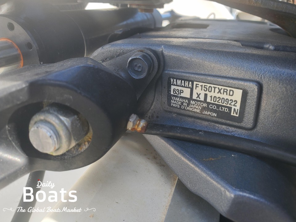 2004 Regulator 24Fs Center Console for sale. View price, photos and Buy ...