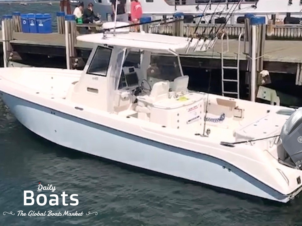 2011 Everglades 325 Cc for sale. View price, photos and Buy 2011 ...