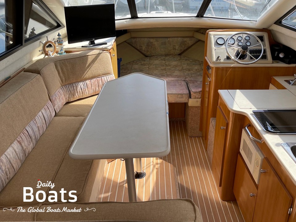 2001 Bayliner 2858 Ciera Command Bridge for sale. View price, photos ...