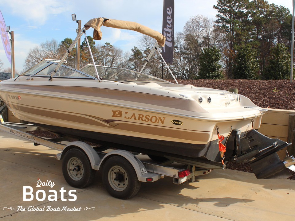 2001 Larson Lxi 210 for sale. View price, photos and Buy 2001 Larson ...