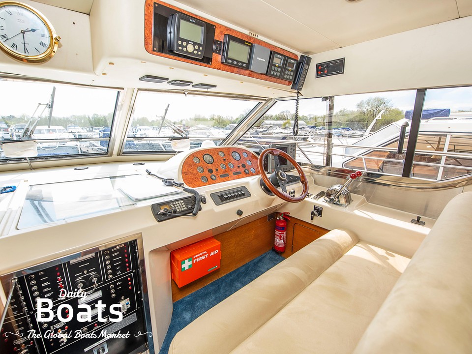 1992 Princess 410 for sale. View price, photos and Buy 1992 Princess ...