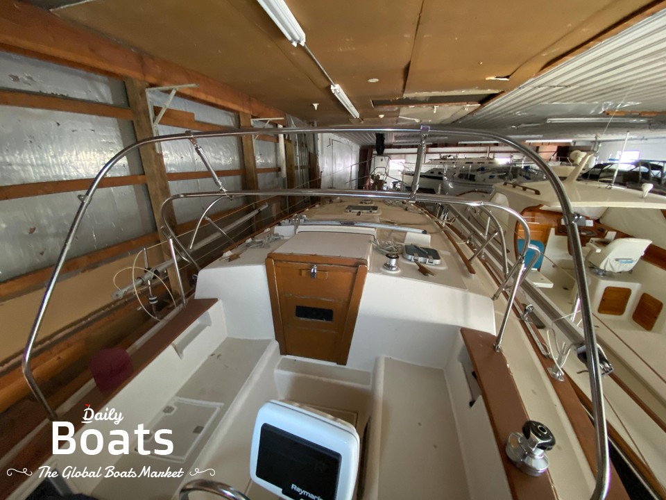 1987 Island Packet 31 for sale. View price, photos and Buy 1987 Island ...