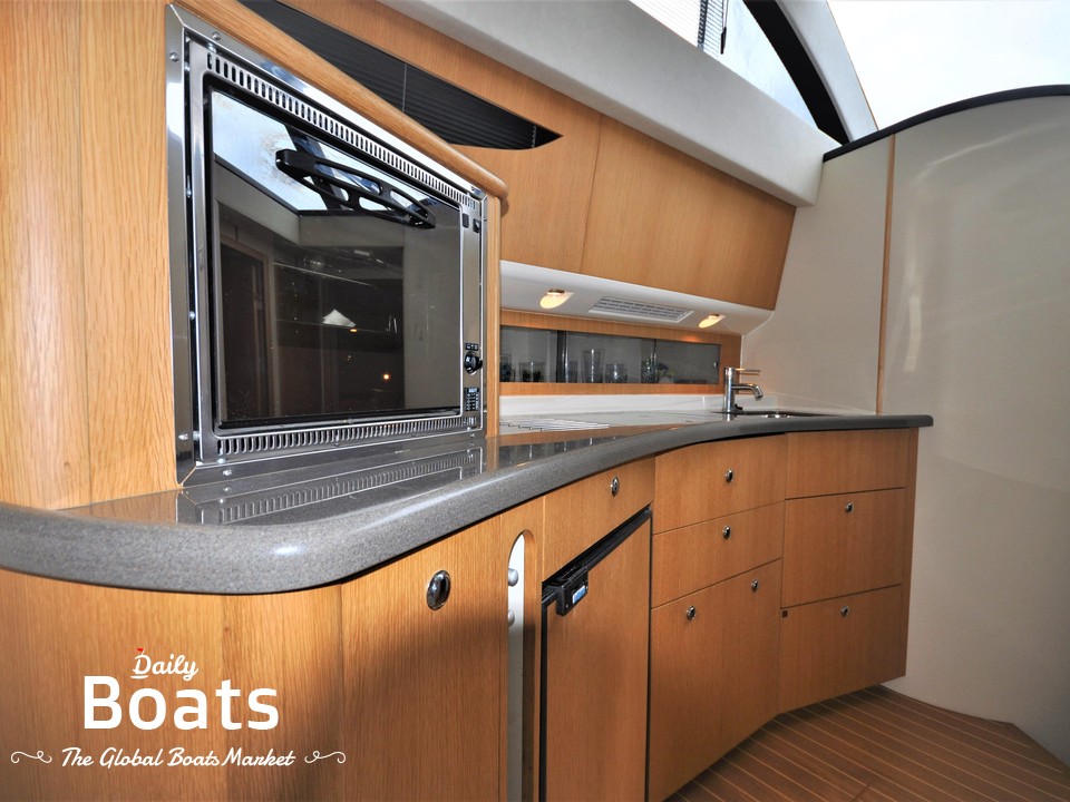 2008 Fairline Phantom 40 for sale. View price, photos and Buy 2008 ...