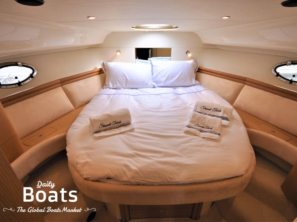 2008 Fairline Phantom 40 for sale. View price, photos and Buy 2008 ...