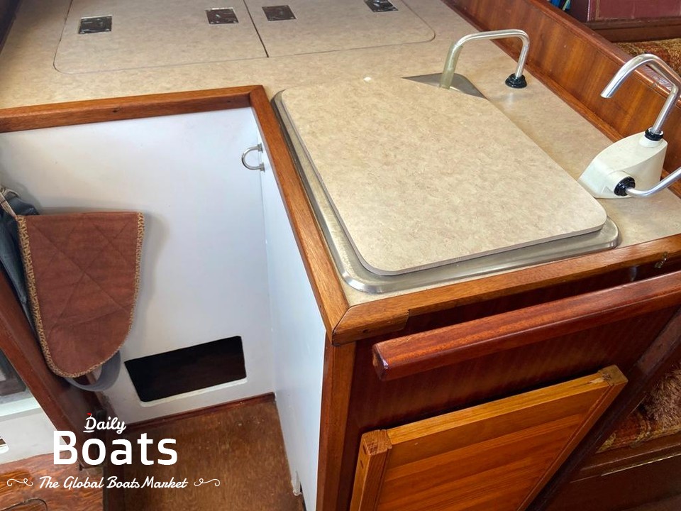 1984 Bruce Roberts Cutter 36 for sale. View price, photos and Buy 1984 ...