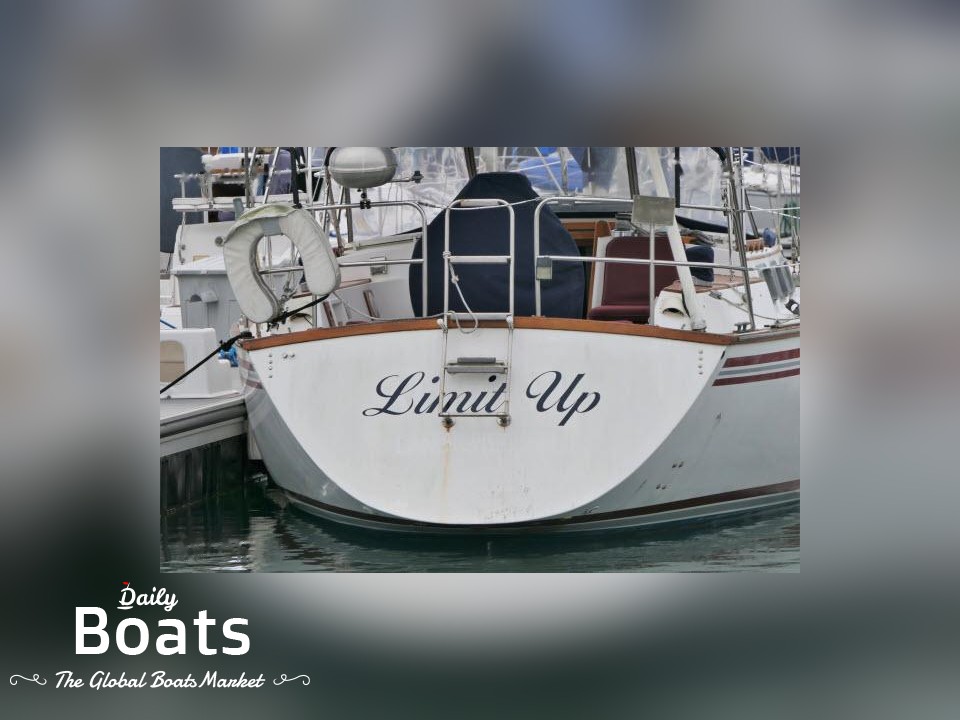 1984 Endeavour 38 for sale. View price, photos and Buy 1984 Endeavour ...