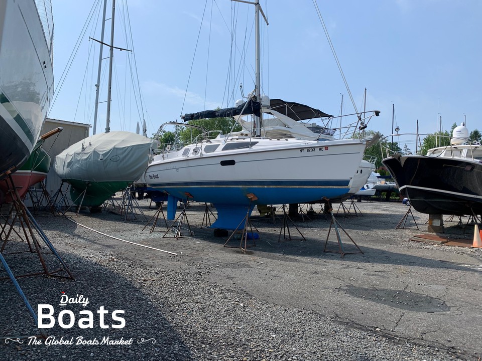 2001 Hunter 320 for sale. View price, photos and Buy 2001 Hunter 320 ...