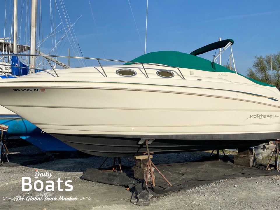 1998 Monterey 262 for sale. View price, photos and Buy 1998 Monterey ...