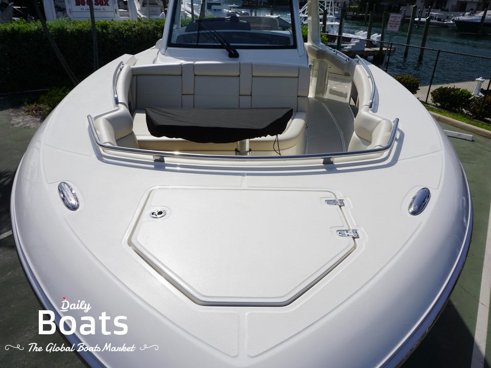 2021 Boston Whaler 350 Realm for sale. View price, photos and Buy 2021 ...