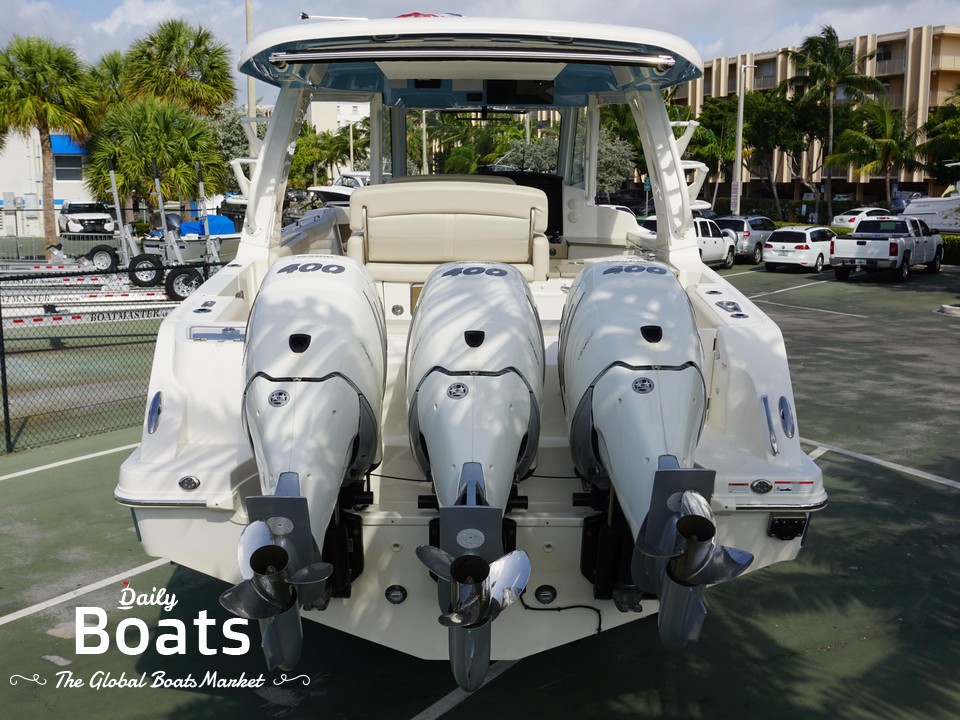2021 Boston Whaler 350 Realm for sale. View price, photos and Buy 2021 ...