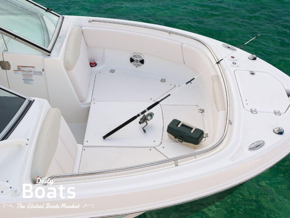 2022 Robalo R247 for sale. View price, photos and Buy 2022 Robalo R247 ...