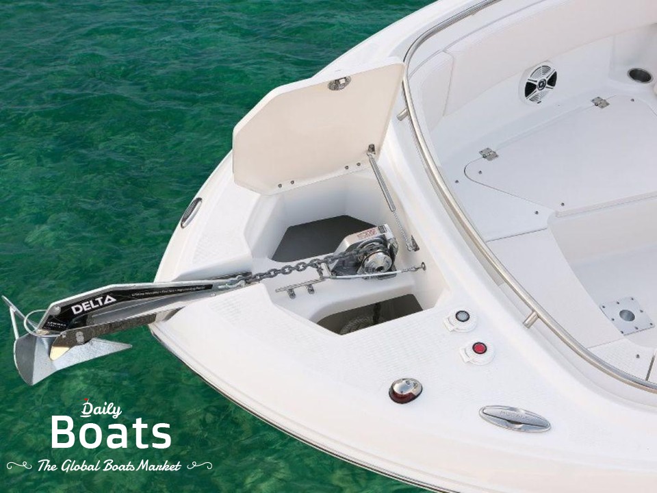 2022 Robalo R247 for sale. View price, photos and Buy 2022 Robalo R247 ...