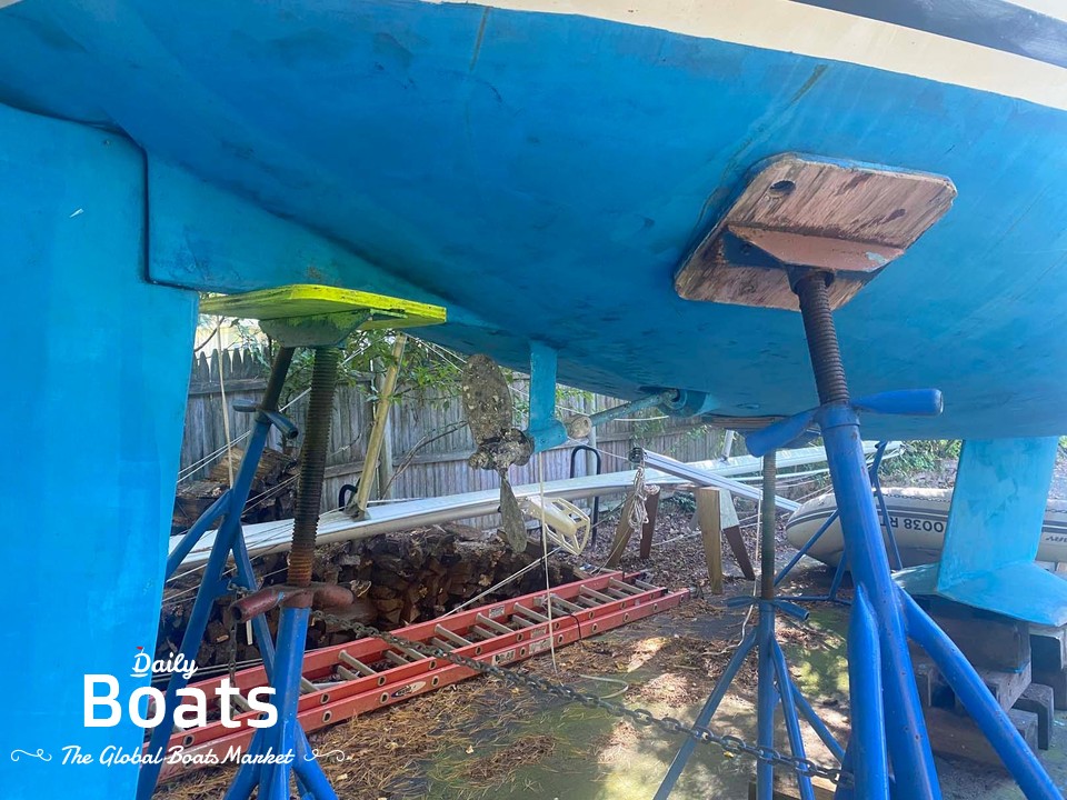 1987 Pearson 31-2 for sale. View price, photos and Buy 1987 Pearson 31 ...