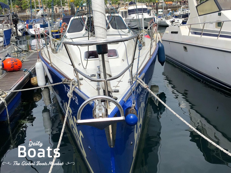 2001 Custom Hercules 38 Ds for sale. View price, photos and Buy 2001 ...