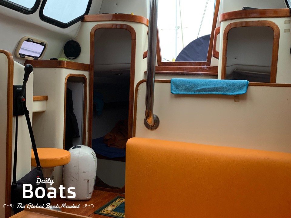 2001 Custom Hercules 38 Ds for sale. View price, photos and Buy 2001 ...