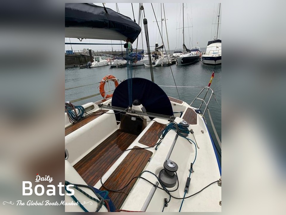 2001 Custom Hercules 38 Ds for sale. View price, photos and Buy 2001 ...