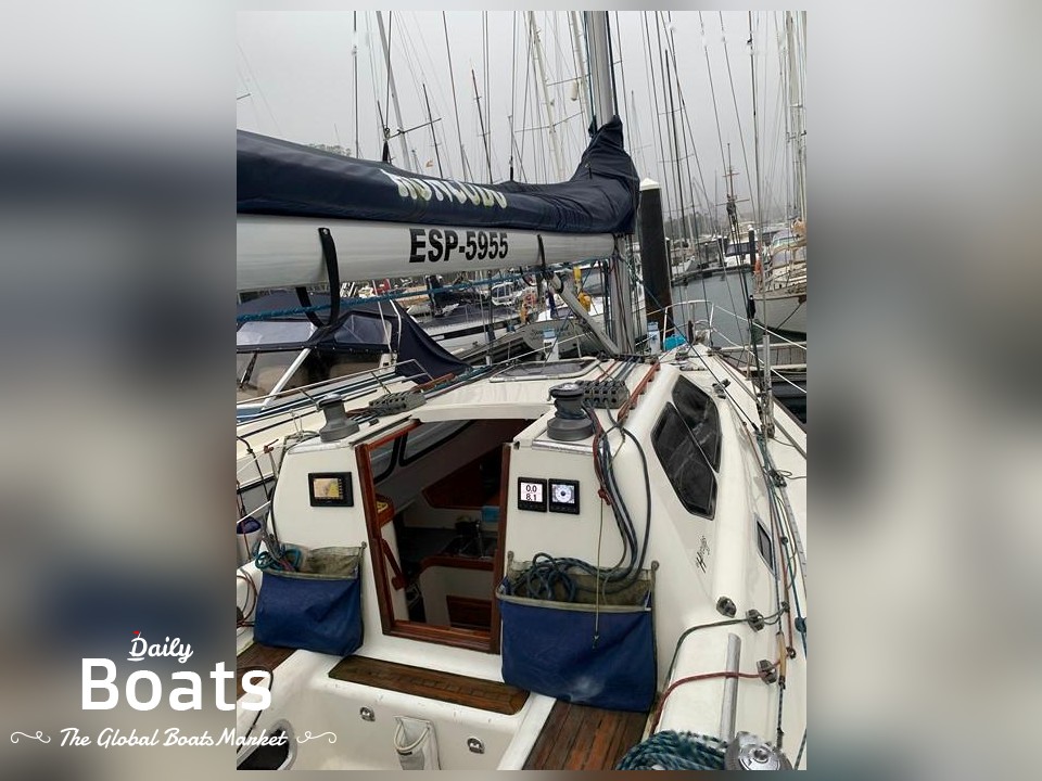 2001 Custom Hercules 38 Ds for sale. View price, photos and Buy 2001 ...