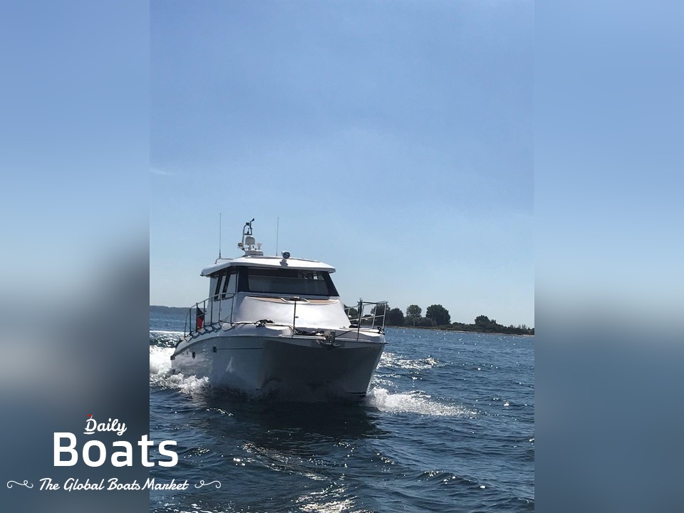 2010 Custom Sonstige Aventure Power Cat 34 for sale. View price, photos ...