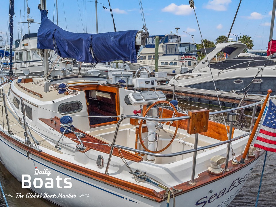 1990 Cape Dory 30 Mk Ii for sale. View price, photos and Buy 1990 Cape ...