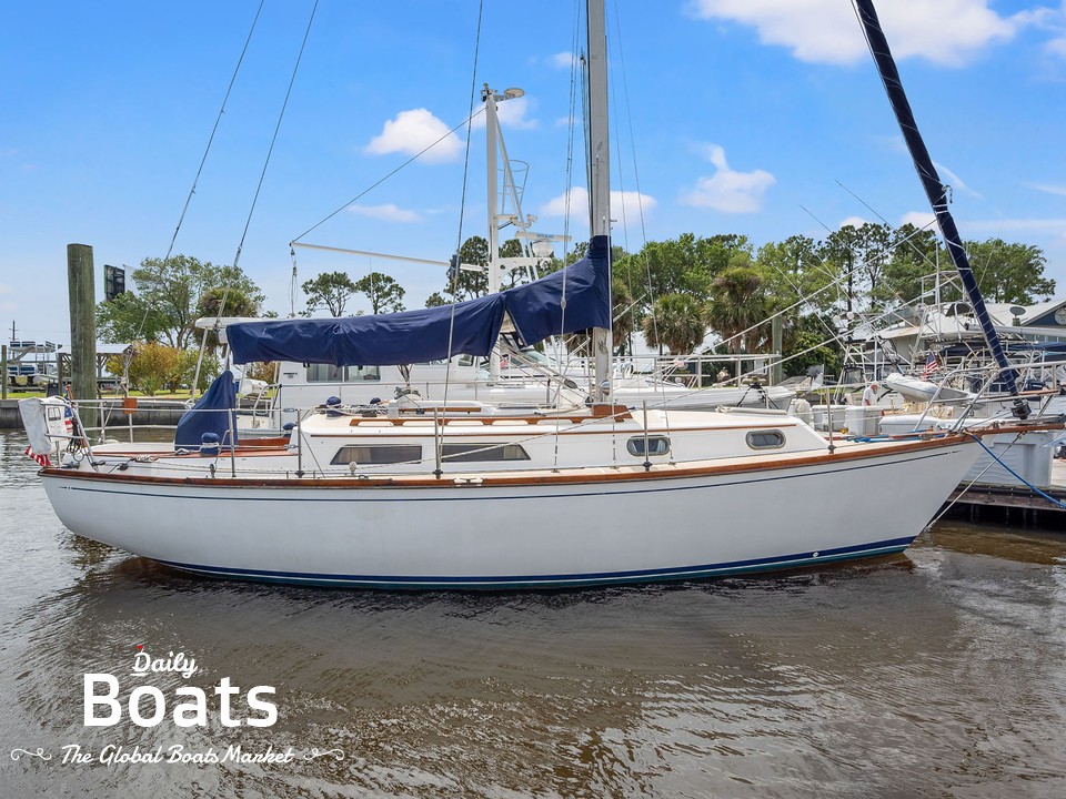 1990 Cape Dory 30 Mk Ii à vendre. Voir le prix, les photos et Acheter ...