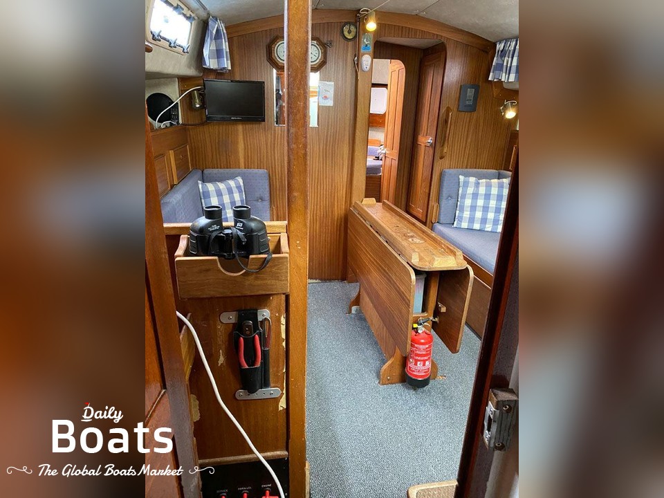 1980 Westerly Discus 33 for sale. View price, photos and Buy 1980 ...