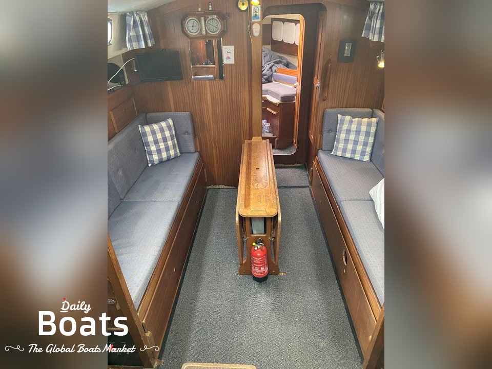 1980 Westerly Discus 33 for sale. View price, photos and Buy 1980 ...