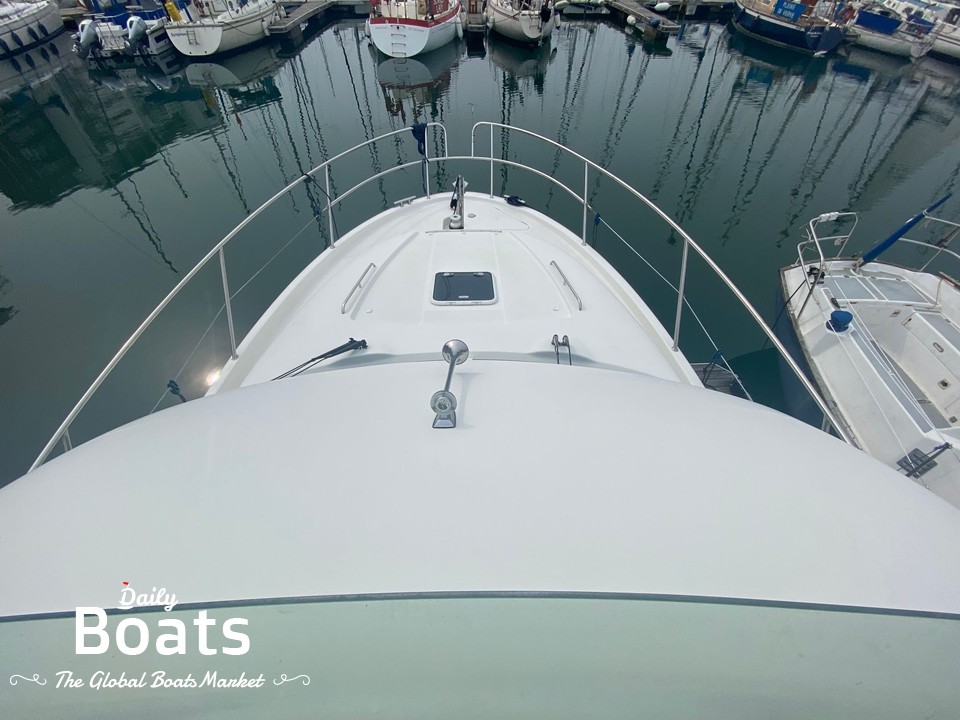 2002 Jeanneau Prestige 32 Flybridge for sale. View price, photos and ...