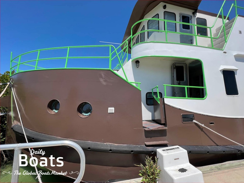 2005 Florida Bay Coaster 50 for sale. View price, photos and Buy 2005 ...