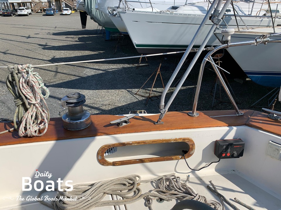 1982 Pearson 367 for sale. View price, photos and Buy 1982 Pearson 367 ...