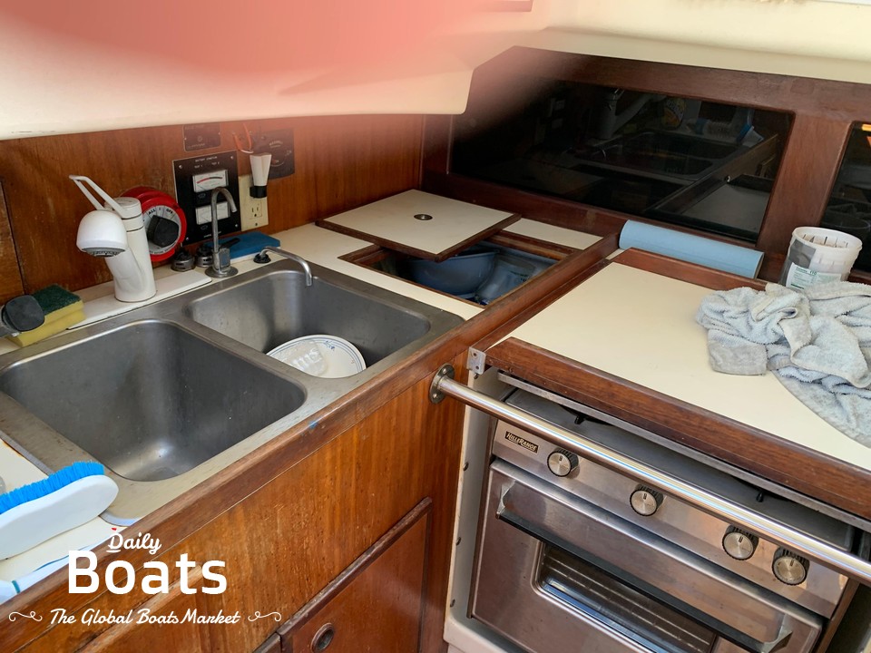 1982 Pearson 367 for sale. View price, photos and Buy 1982 Pearson 367 ...