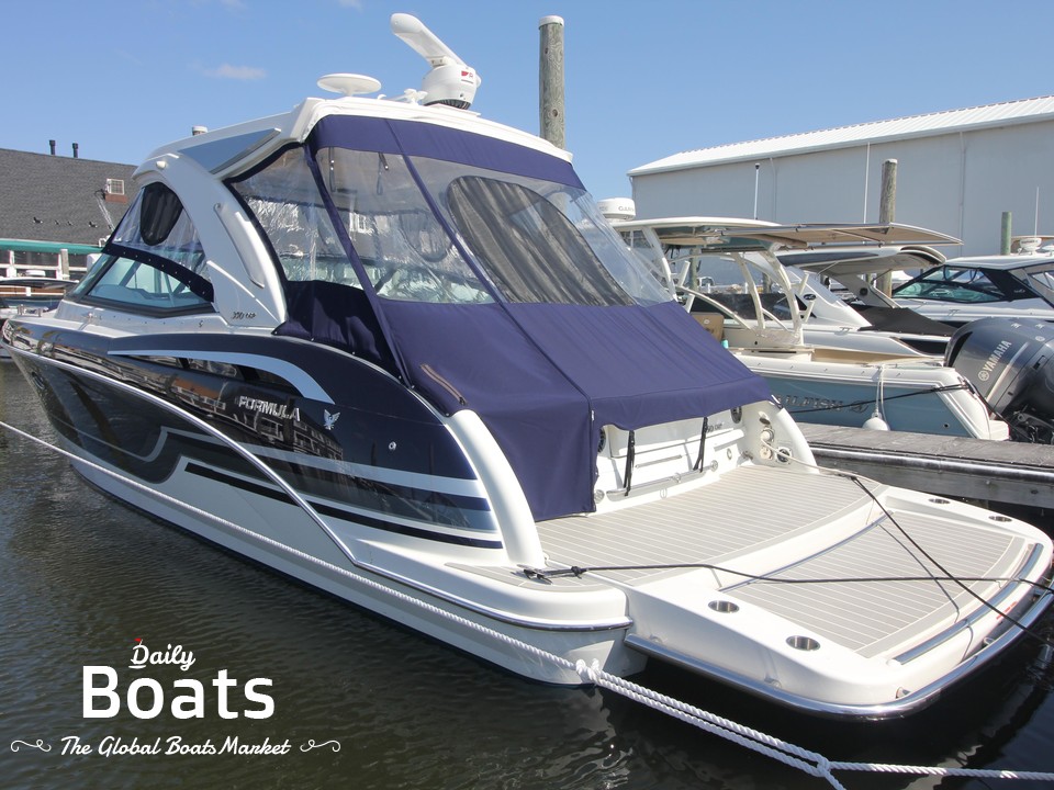 2019 Formula 350 Crossover Bowrider for sale. View price, photos and ...