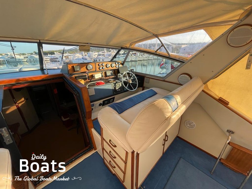 1988 Sea Ray 390 Express Cruiser for sale. View price, photos and Buy ...