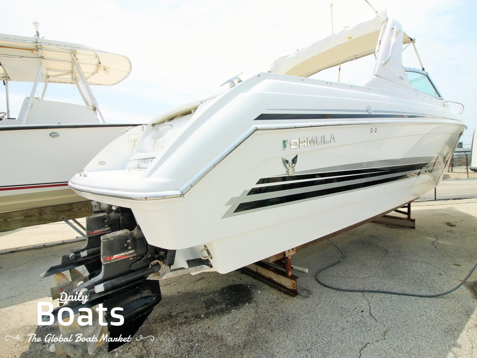 2004 Formula 330 Sun Sport for sale. View price, photos and Buy 2004 ...