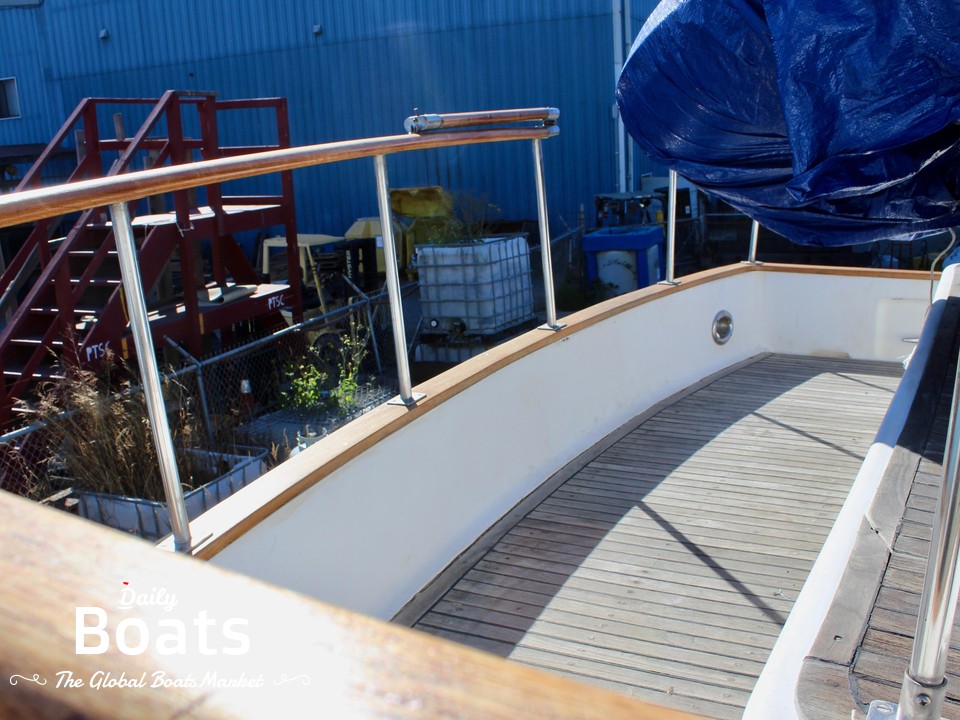 1984 Ocean Alexander 38 for sale. View price, photos and Buy 1984 Ocean ...