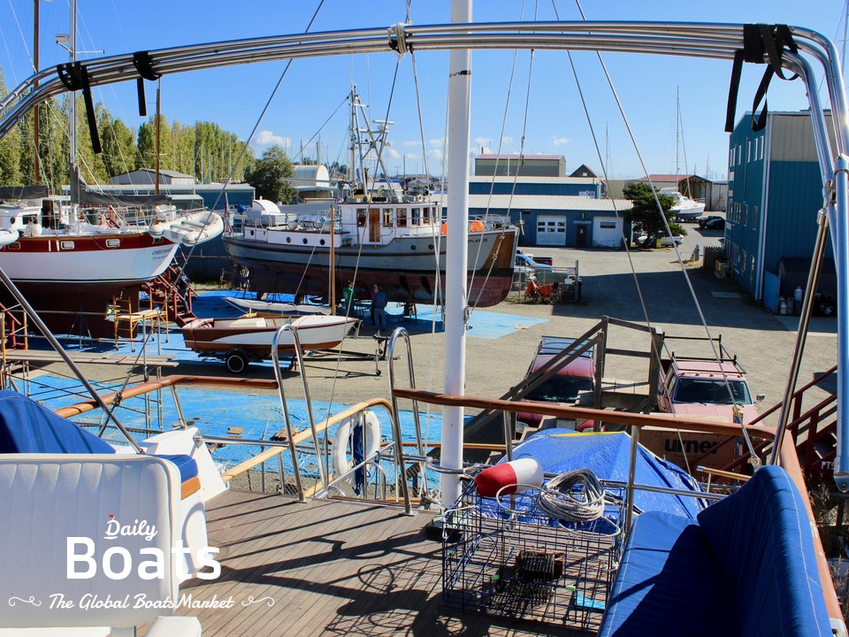 1984 Ocean Alexander 38 for sale. View price, photos and Buy 1984 Ocean ...