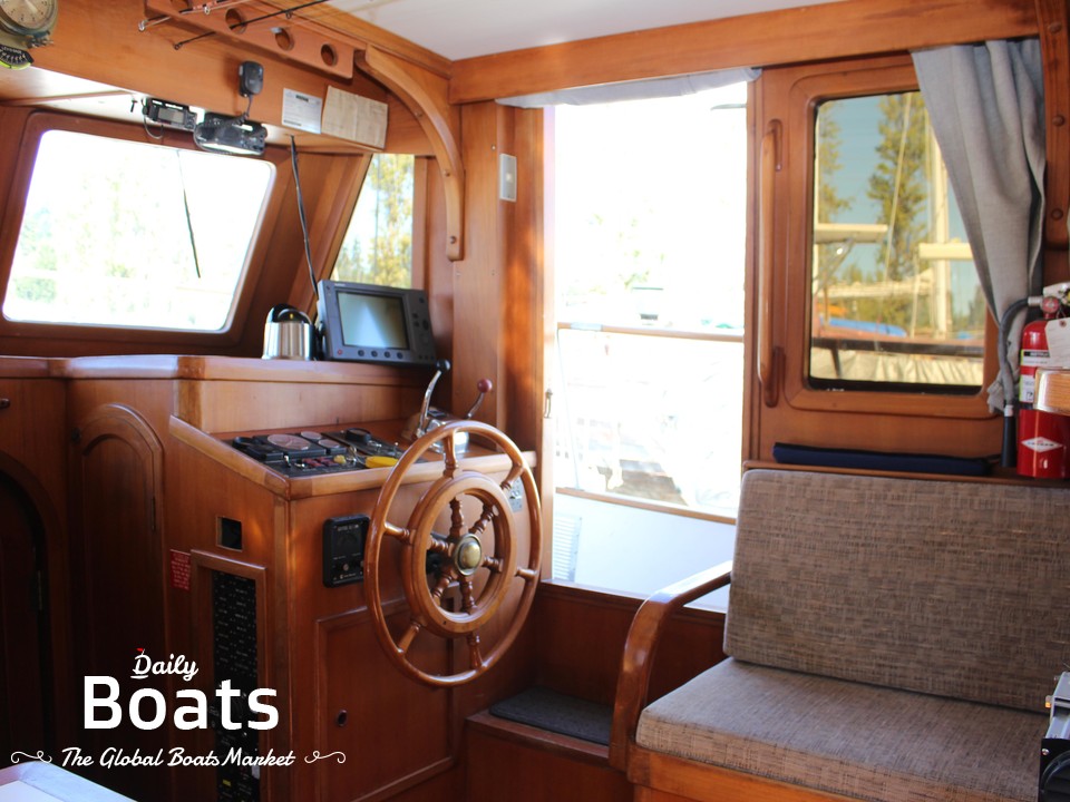 1984 Ocean Alexander 38 for sale. View price, photos and Buy 1984 Ocean ...