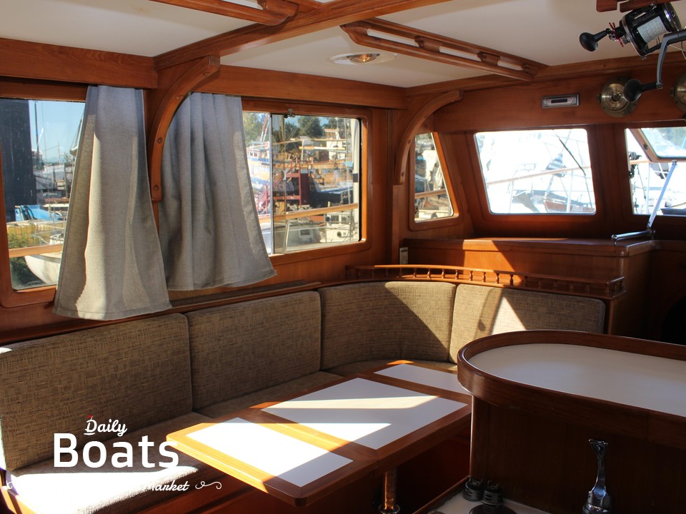 1984 Ocean Alexander 38 for sale. View price, photos and Buy 1984 Ocean ...