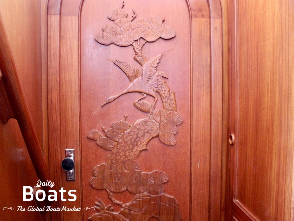 1984 Ocean Alexander 38 for sale. View price, photos and Buy 1984 Ocean ...