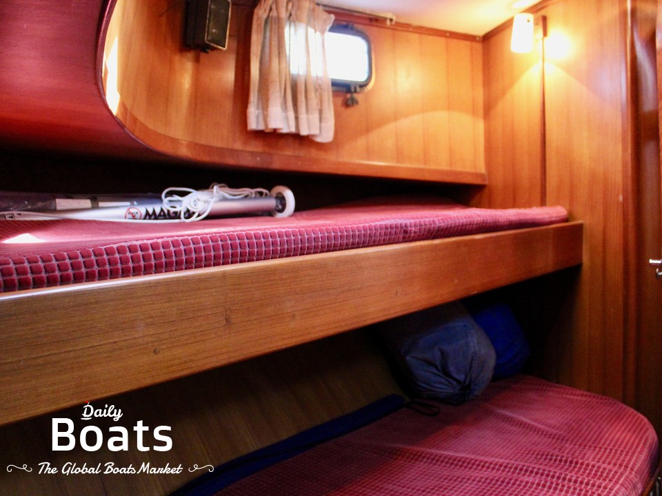 1984 Ocean Alexander 38 for sale. View price, photos and Buy 1984 Ocean ...