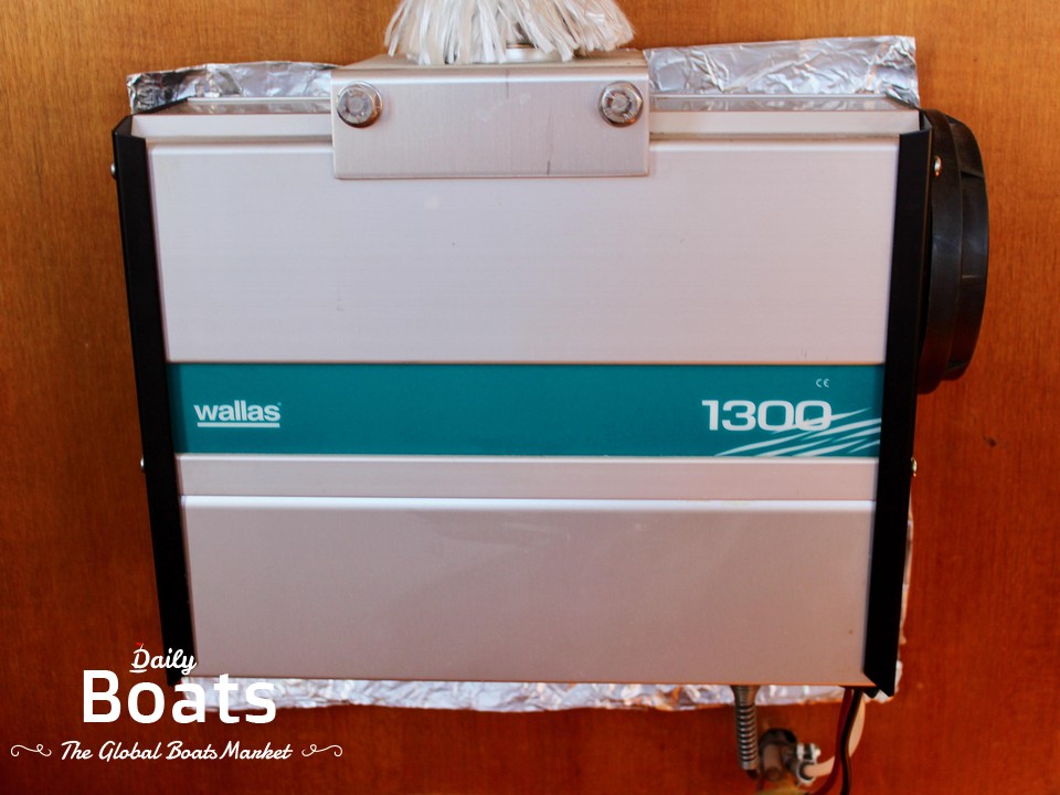 1984 Ocean Alexander 38 for sale. View price, photos and Buy 1984 Ocean ...