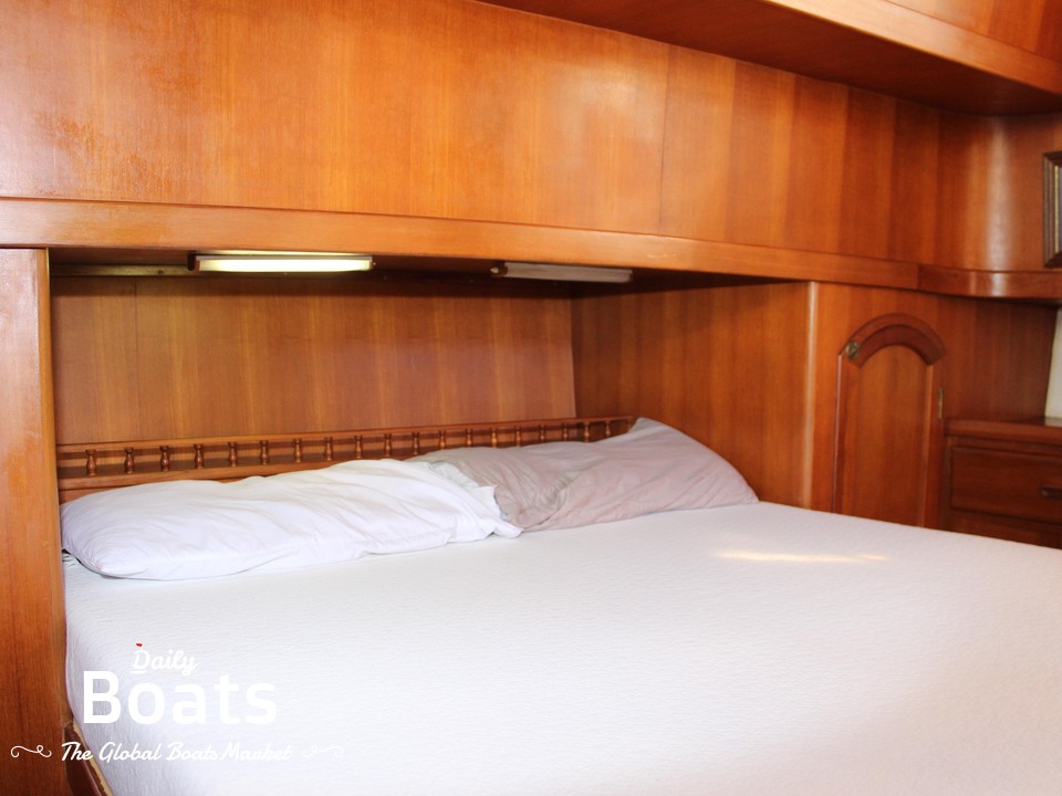 1984 Ocean Alexander 38 for sale. View price, photos and Buy 1984 Ocean ...