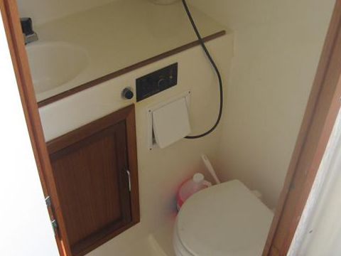 1998 Henriques 28' Express for sale. View price, photos and Buy 1998 ...