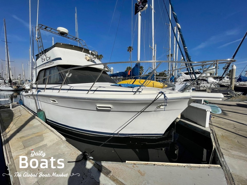 1994 Riviera 33 Flybridge for sale. View price, photos and Buy 1994 ...
