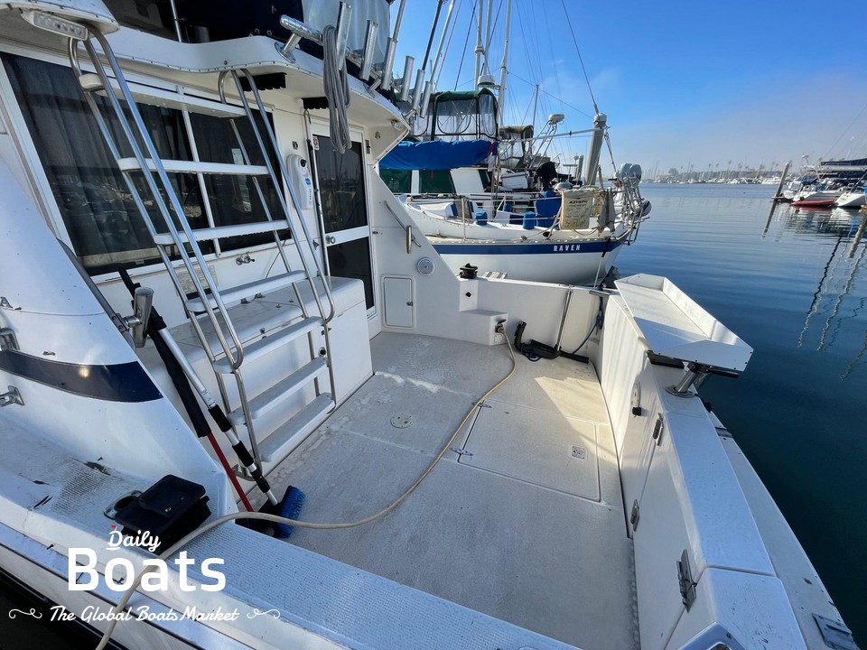 1994 Riviera 33 Flybridge for sale. View price, photos and Buy 1994 ...